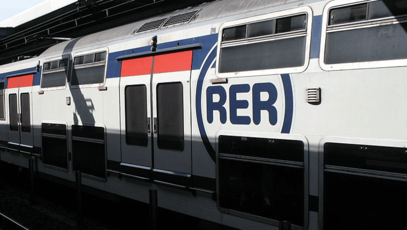 Paris: Hotspot Maps & Guide to Public Transport - Lost on The Route