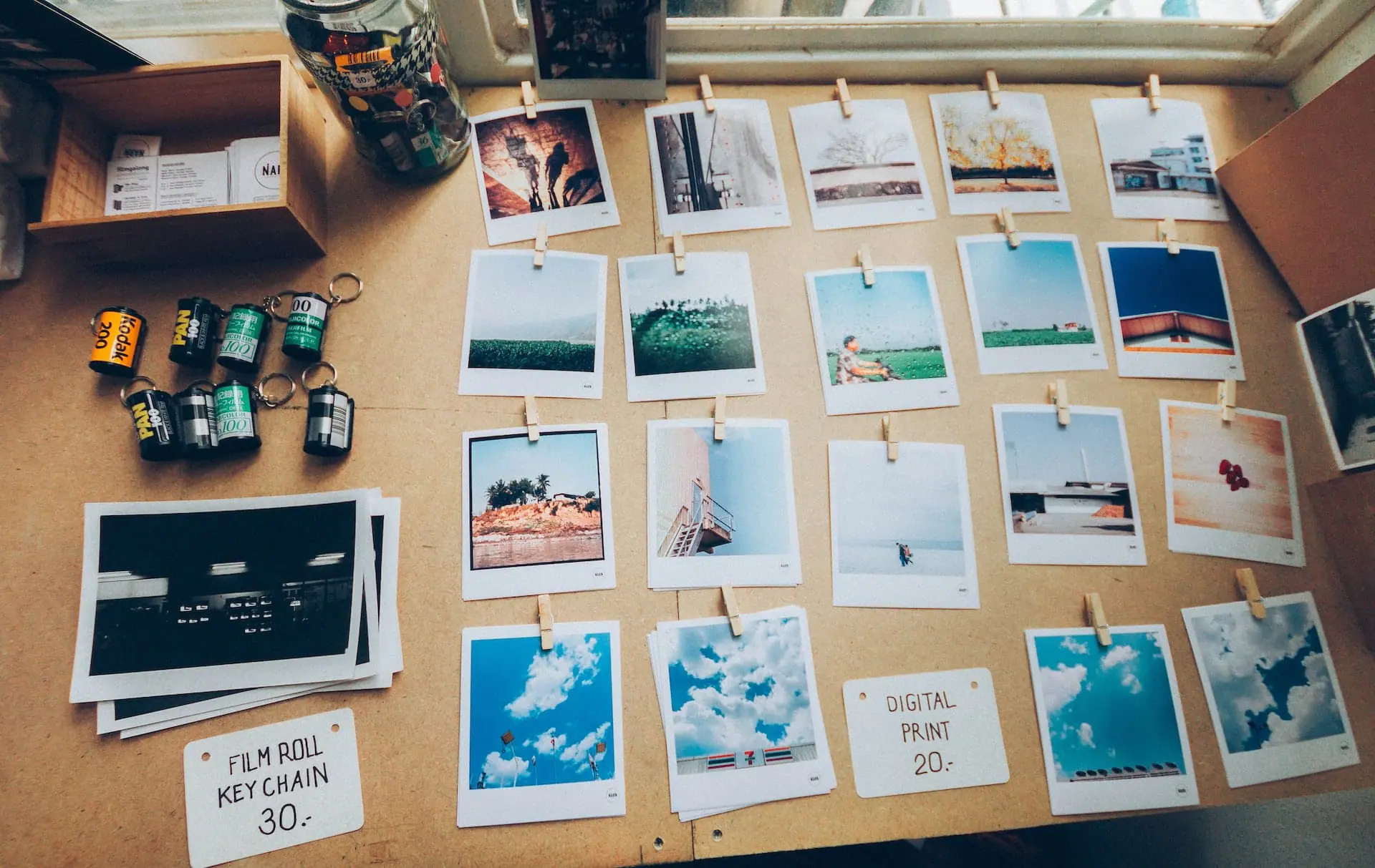 5 Creative Ideas for a Memorable Surprise Trip Announcement