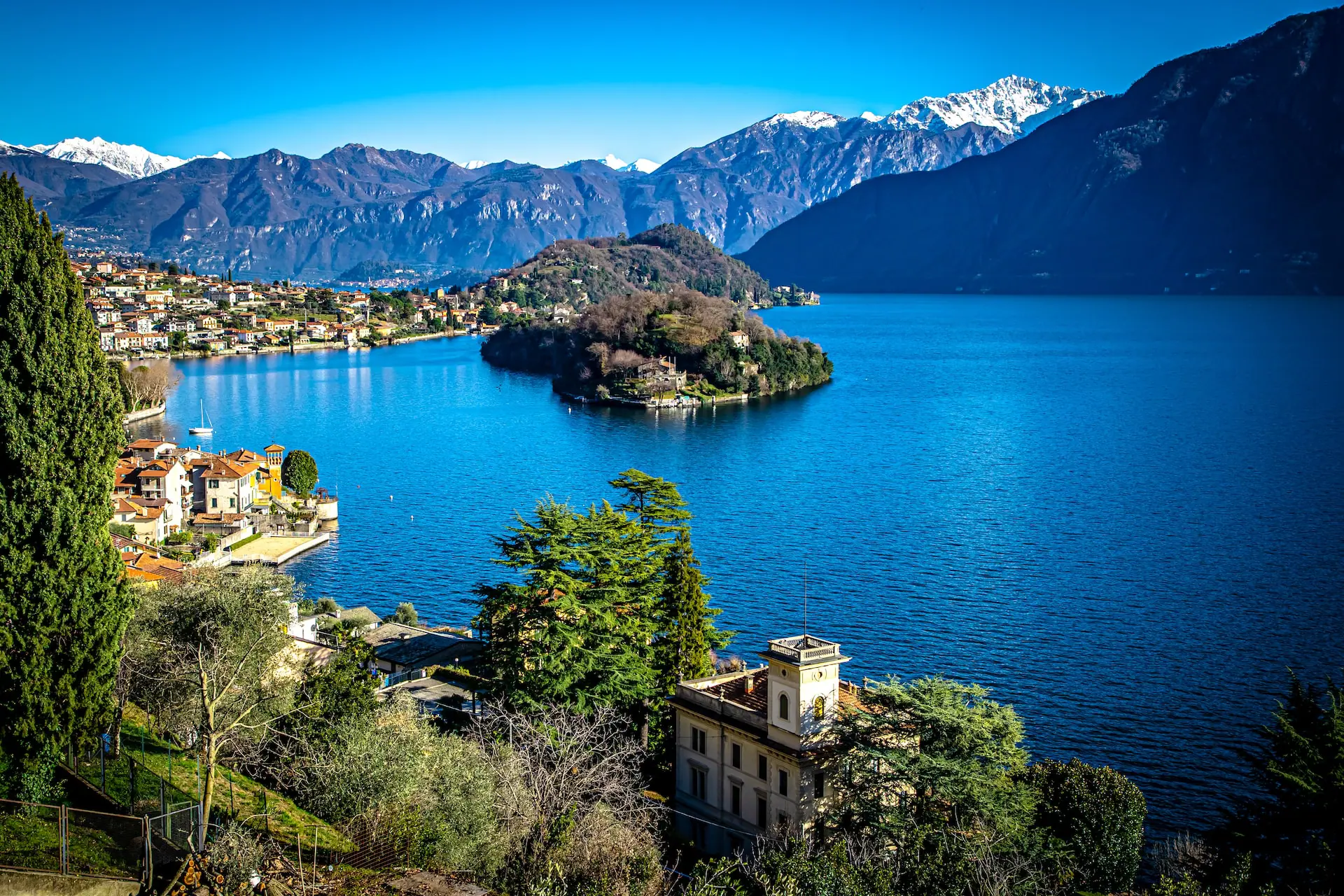 Como Lake from Milan: How to Get There?