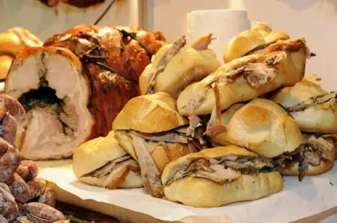 I cibi di Roma: 15 piatti romani da leccarsi i baffi da provare!